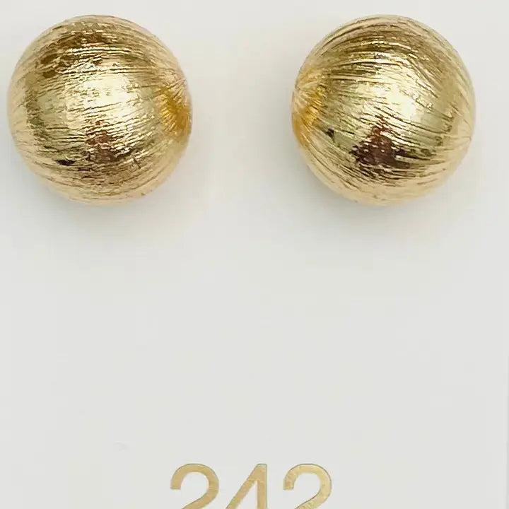 Big Ball Stud (Brushed Gold) – Grace At Home Treasures